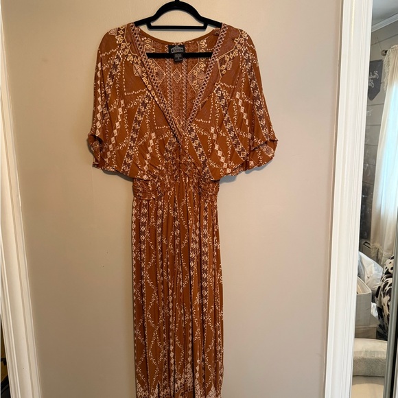 Angie | Dresses | Angie Long Sleeve Dress In Rust And White | Poshmark